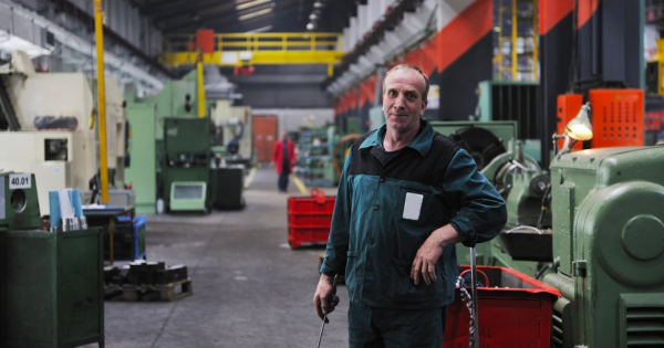 How to Know You May Need Liquid Coating Services - Professional Finishing